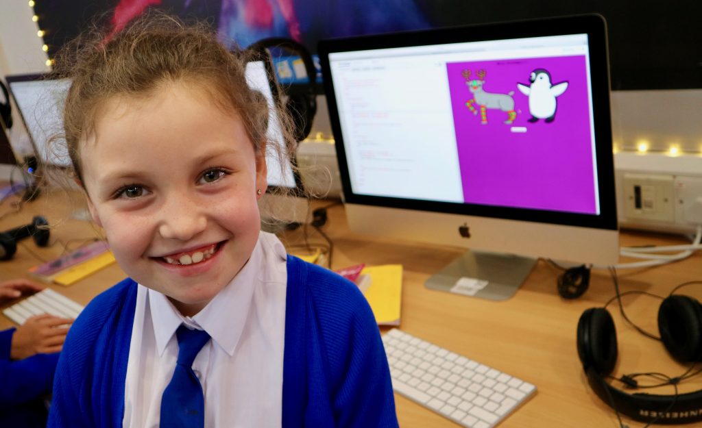year-5-and-6-begin-writing-their-own-websites-penpol-primary-school