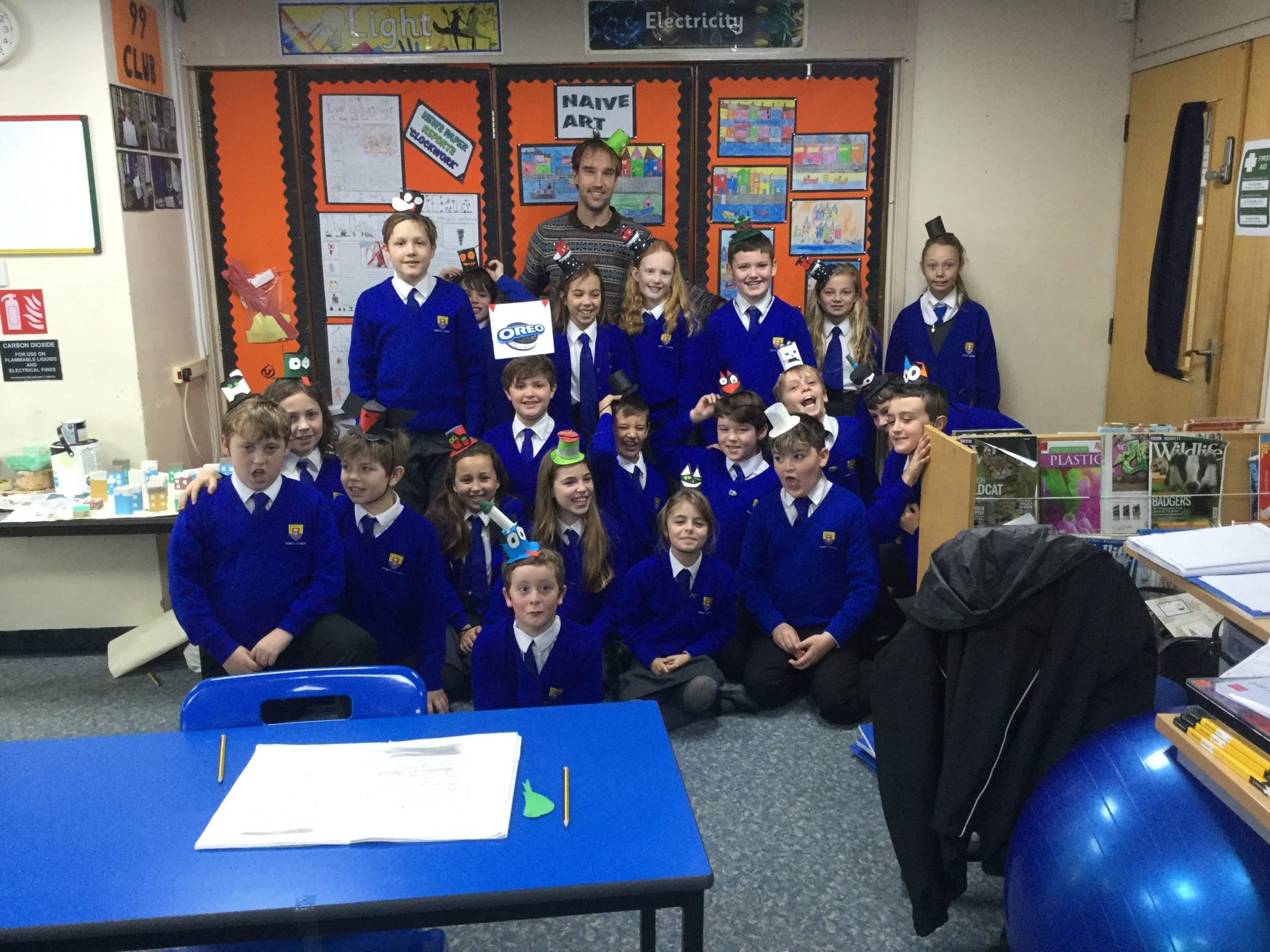 Year 6 get creative for Christmas – Penpol Primary School